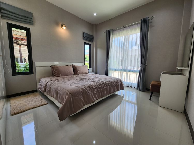 เจริญทรัพย์โมเดิร์น 3 (เดอะวาริโอ) ชยางกูร 42 - Charoensup Modern 3 (TᕼE ᐯᗩᖇIO) โครงการบ้านอุบล ...