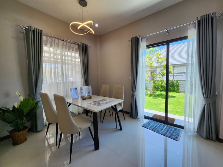 เจริญทรัพย์โมเดิร์น 3 (เดอะวาริโอ) ชยางกูร 42 - Charoensup Modern 3 (TᕼE ᐯᗩᖇIO) โครงการบ้านอุบล ...